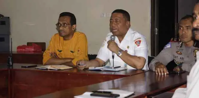Dishub Ambon Akan Tindak Kendaraan Parkir Nginap Dishub Ambon Akan Tindak Kendaraan Parkir Nginap